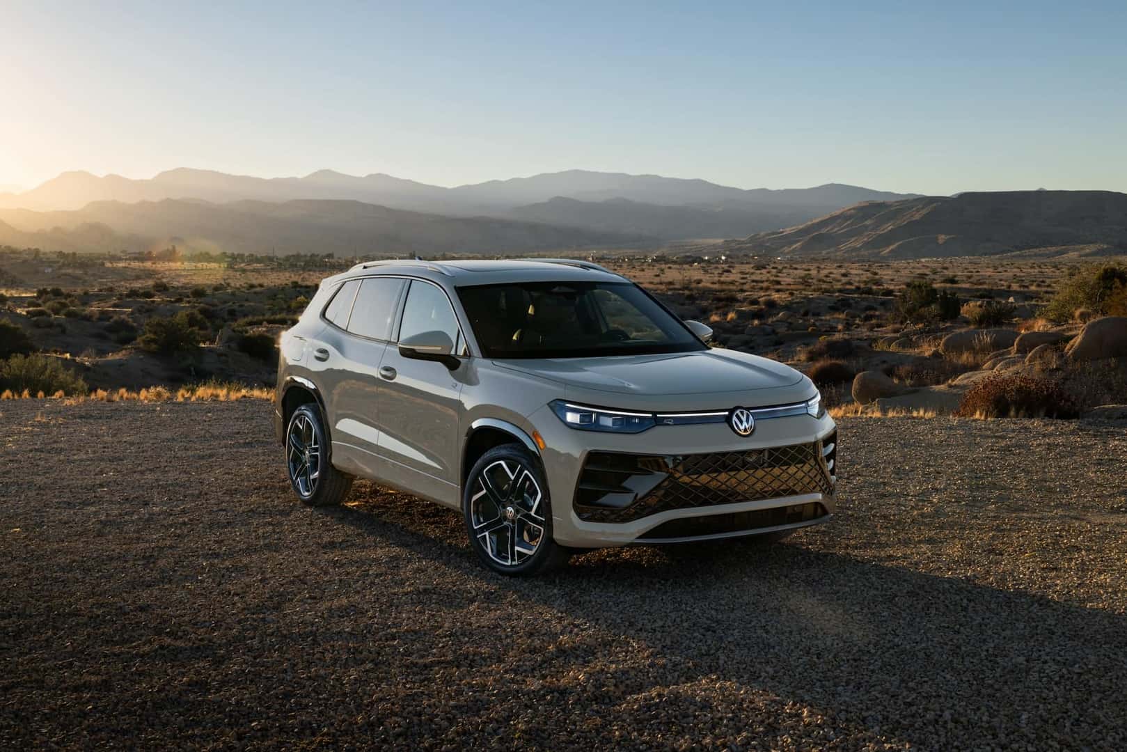 All-new 2025 Volkswagen Tiguan debuts with bold design and premium ...