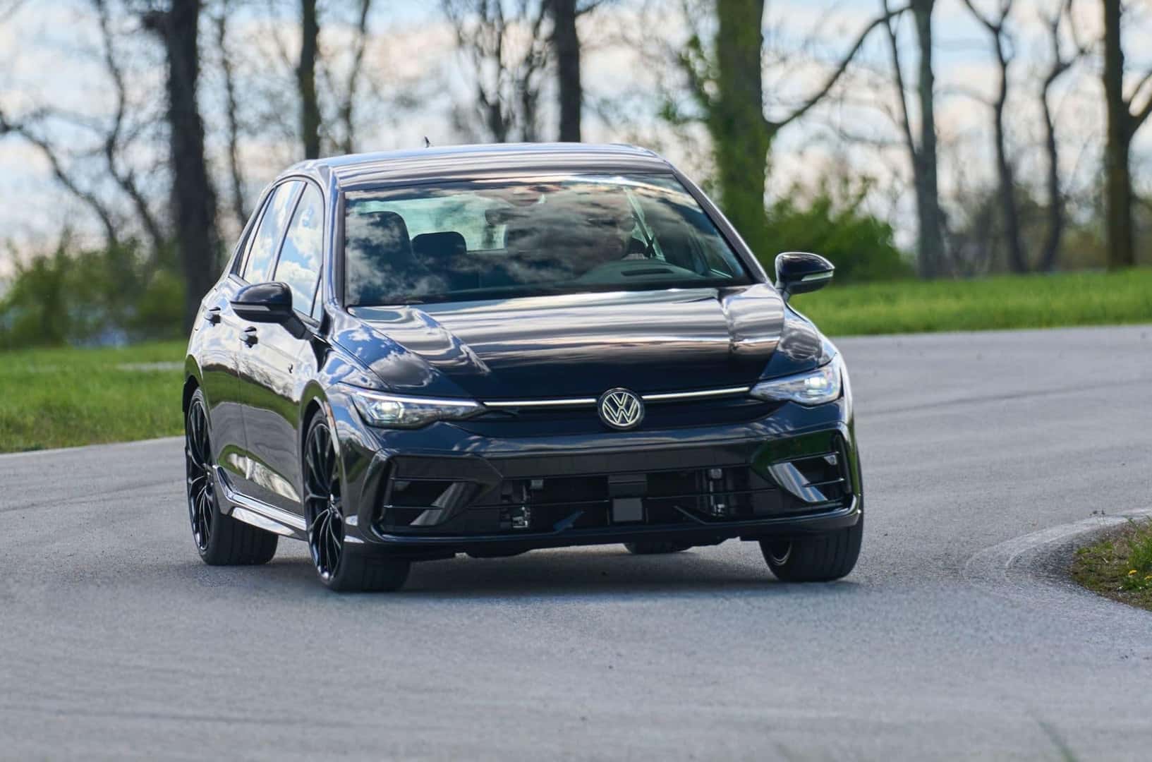 2025 Volkswagen Golf R | Super-Hatch - Bud Brown VW