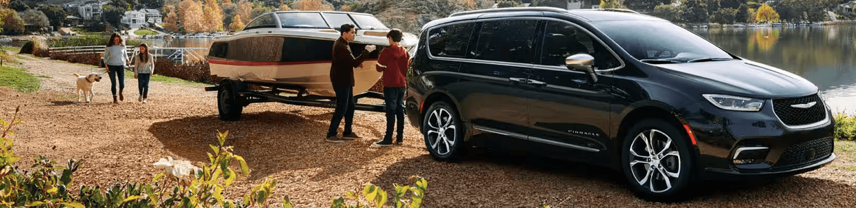 2025 Chrysler Pacifica: A Family-Friendly Minivan with a Touch of ...